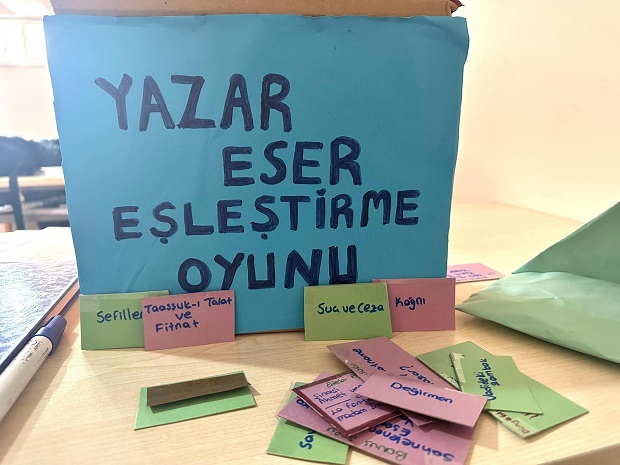 Yazar-Eser Eşleştirme Oyunu